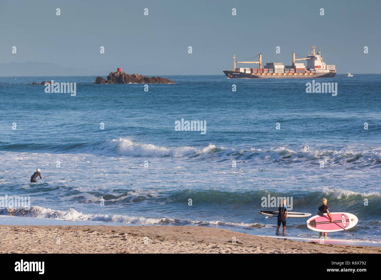 New Zealand, North Island, Mt. Manganui, The Mount Main Beach, surfers ...
