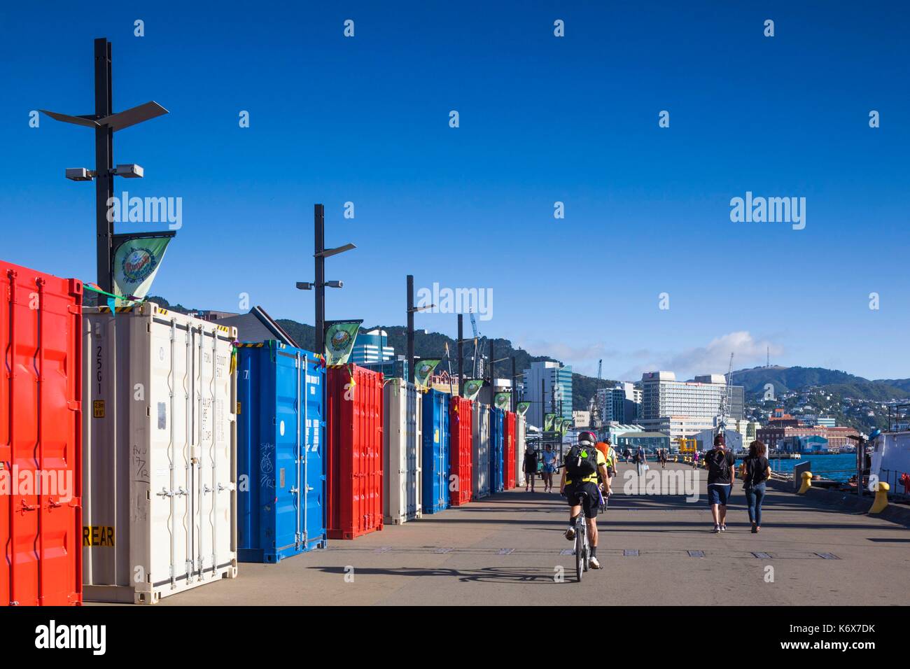 Cargo container cafe shop hi-res stock photography and images - Alamy