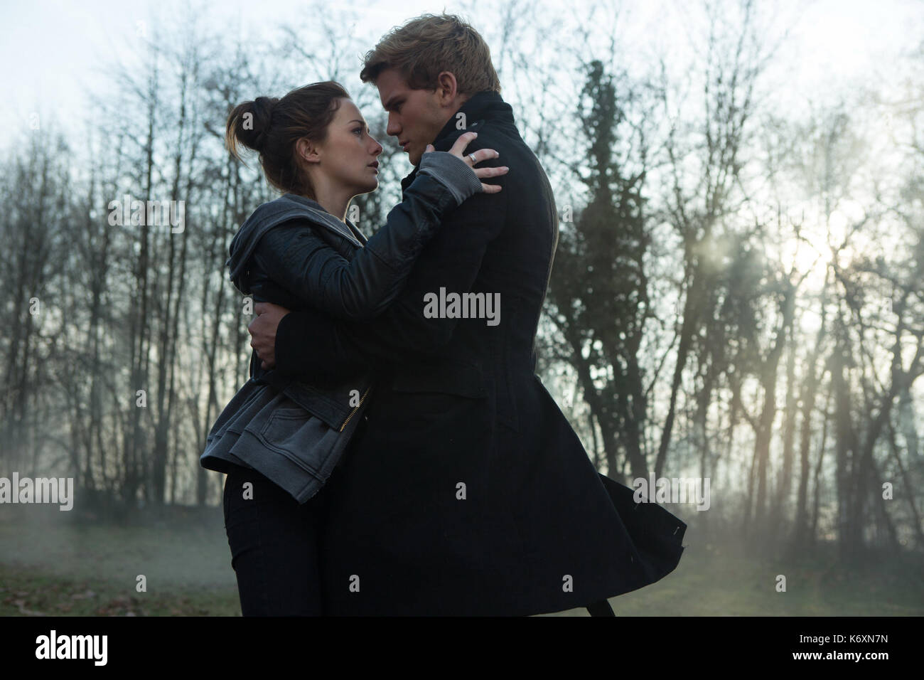 FALLEN, l-r: Addison Timlin, Jeremy Irvine, 2016. ph: David Lukacs ...