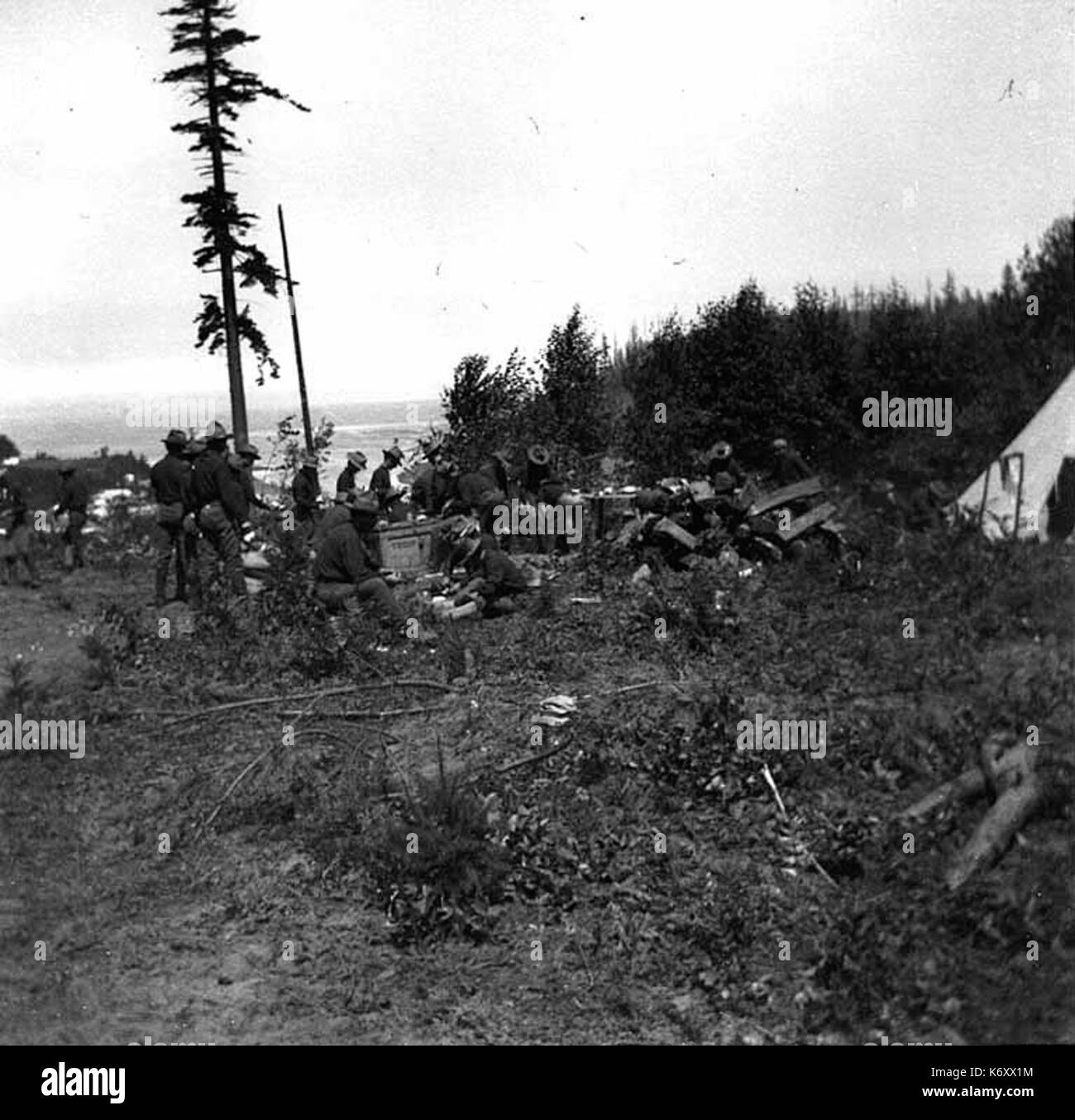 First Cavalry soldiers assembled for lunch, Fort Lawton, 1900 (KIEHL ...