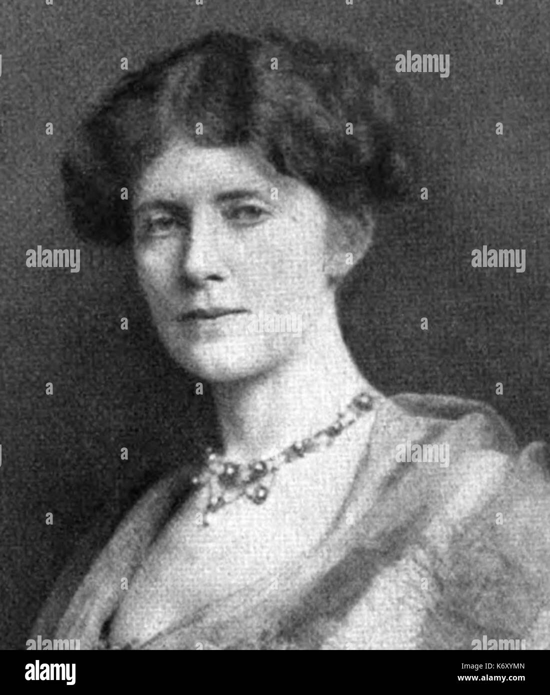 Emmi Lewald Die Woche 12 (cropped, bust Stock Photo - Alamy