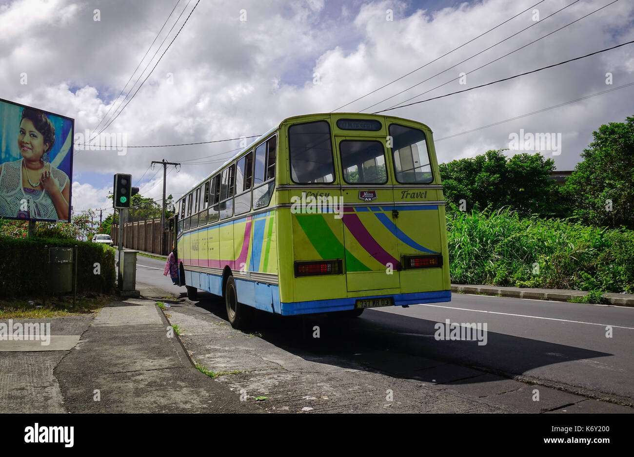6 wheel bus hi-res stock photography and images - Alamy
