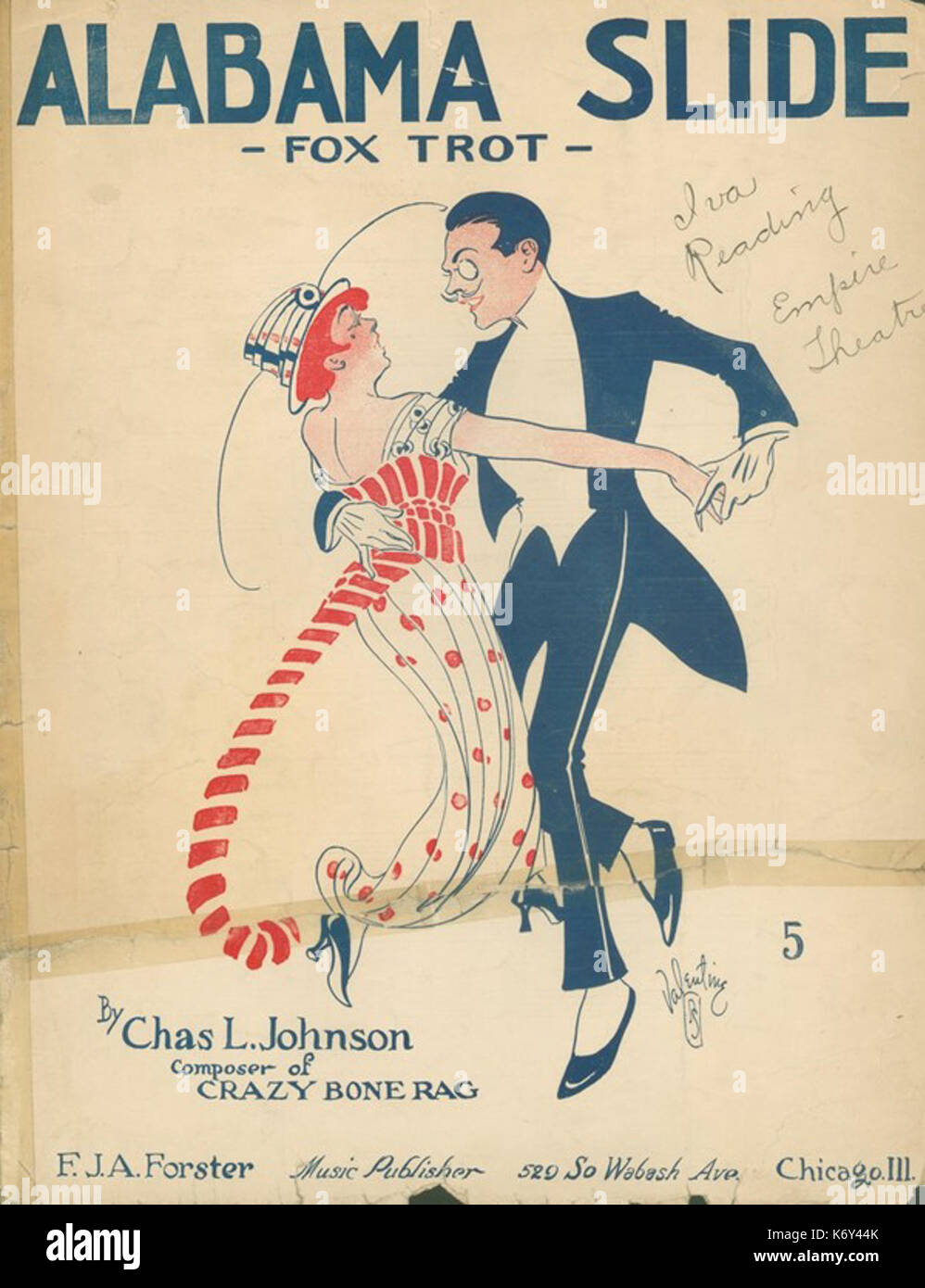 Foxtrot dancing hi-res stock photography and images - Alamy