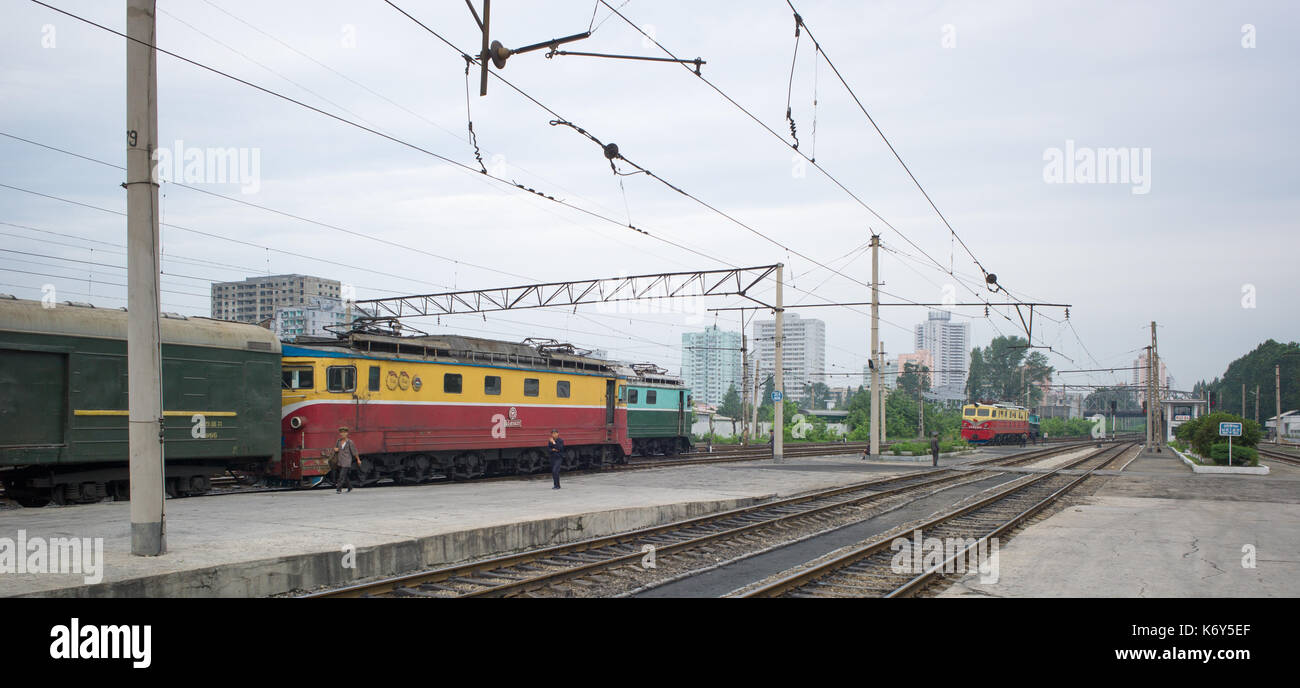 Red Flag 1 class electric locomotives in platforms at Pyongyang Station ...