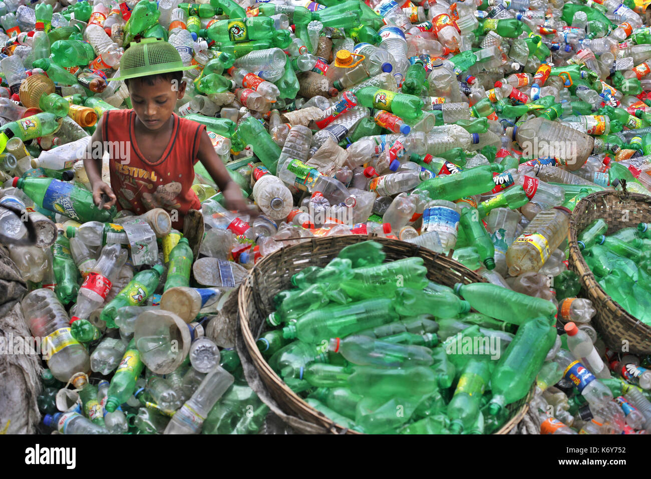 Plastic Recycling Factory High Resolution Stock Photography and Images ...