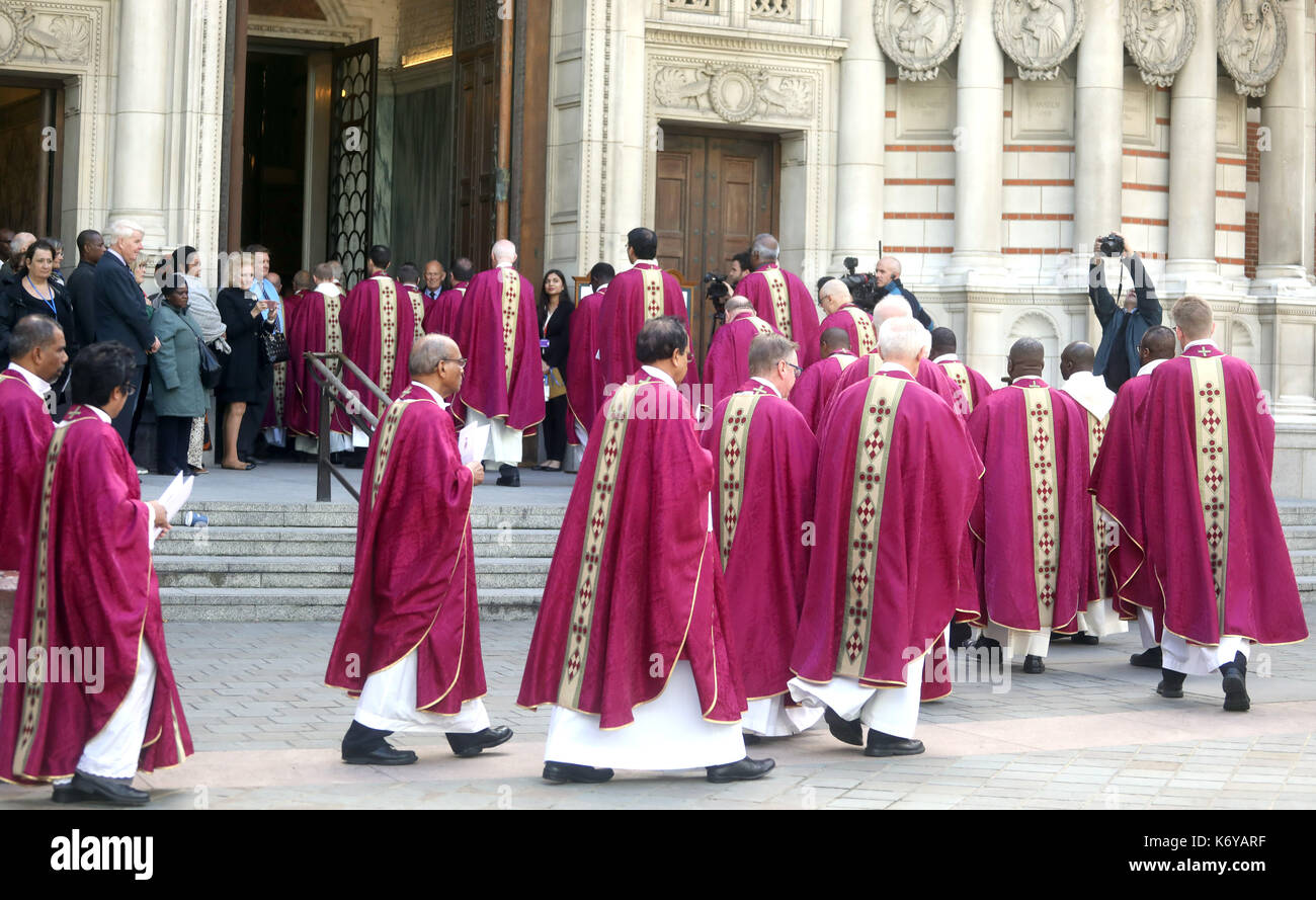 Cardinal Cormac Murphy-O'Connor funeral procession Westminster ...