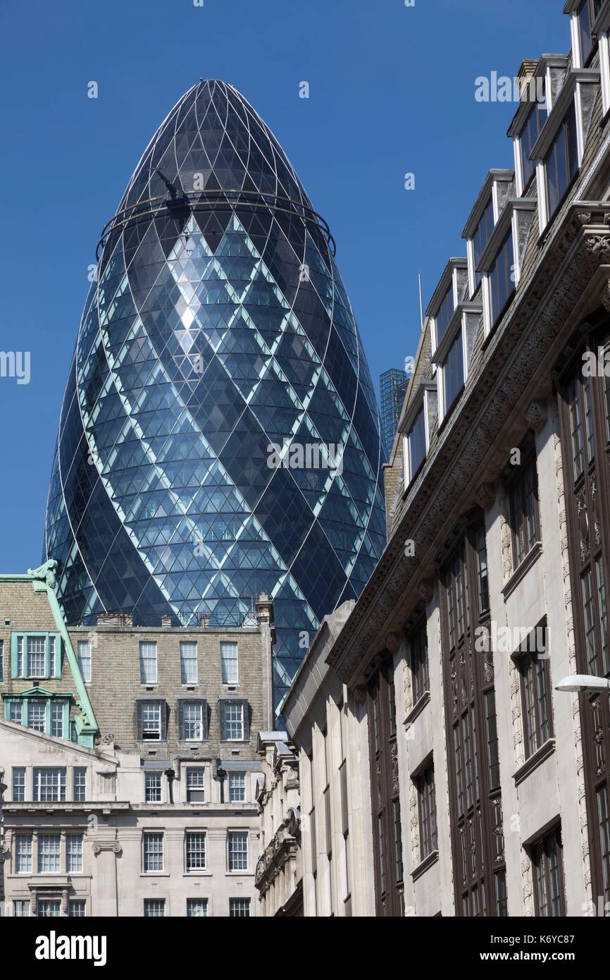United Kingdom, London, business district of the City, Swiss Re ...