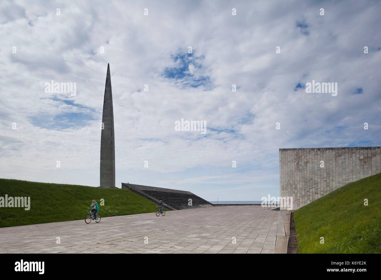 Soviet War Memorial Tallinn High Resolution Stock Photography and ...