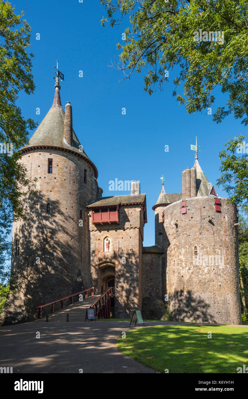 Welsh revival hi-res stock photography and images - Alamy