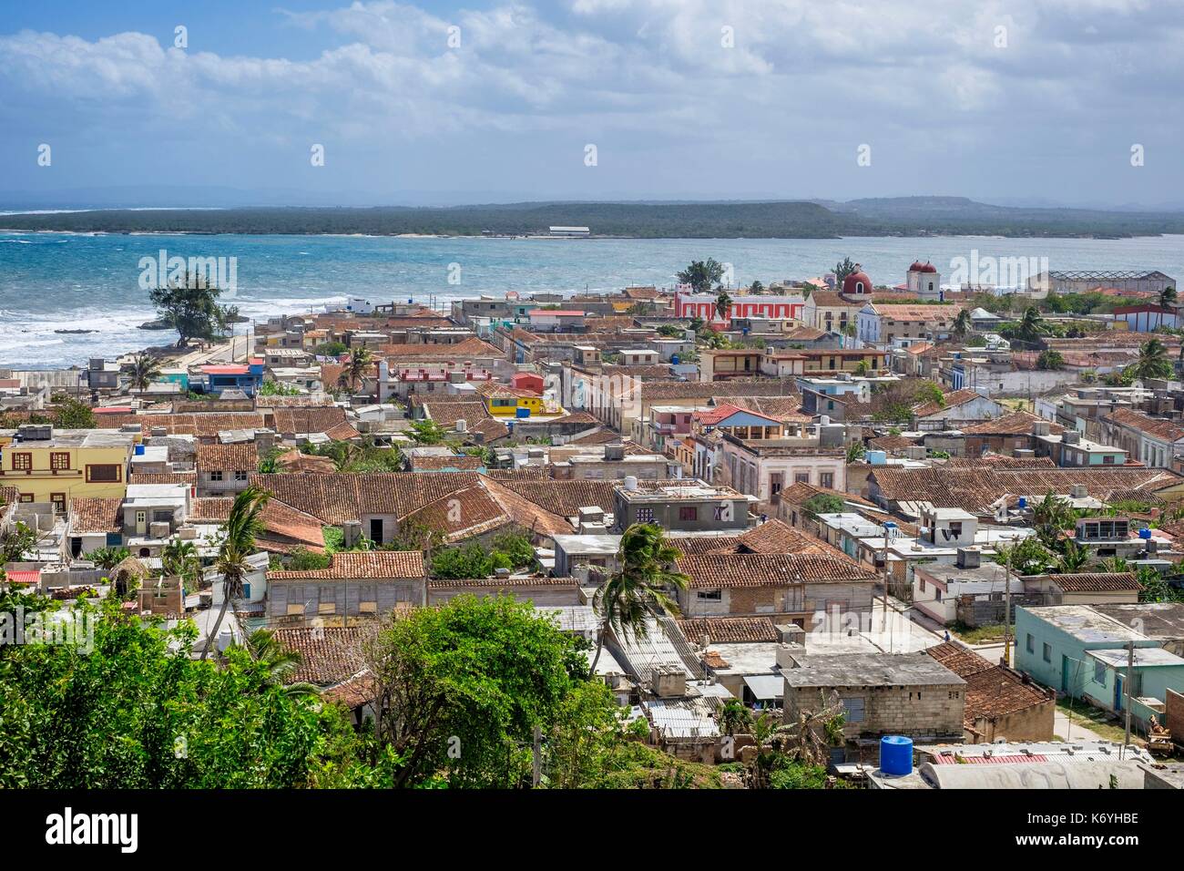 Cuba, Holguin province, Gibara, the city seen from the mirador Stock ...