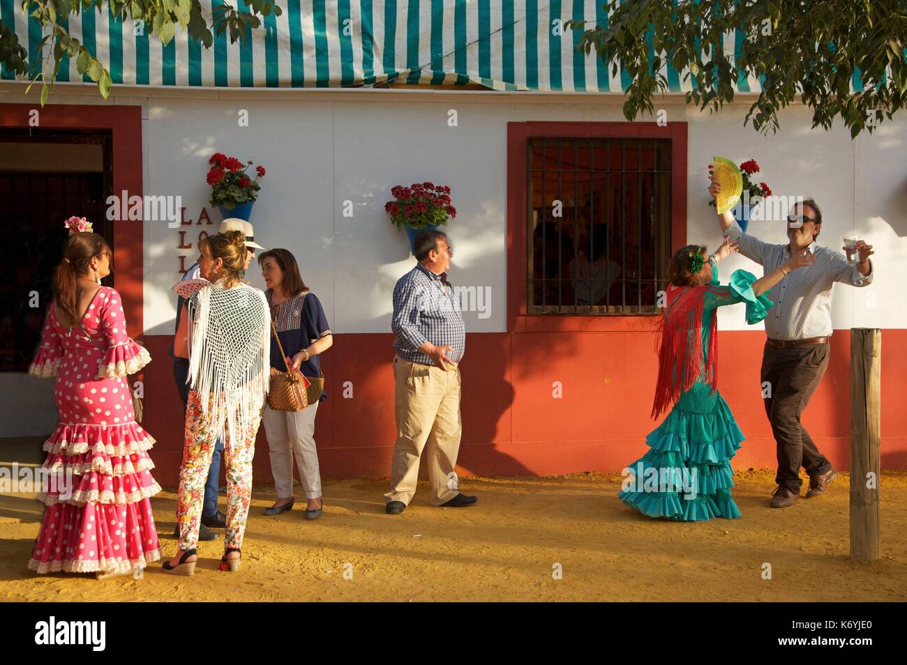 Spain, Andalusia, Cordoba, men and women in andalusian traditional ...