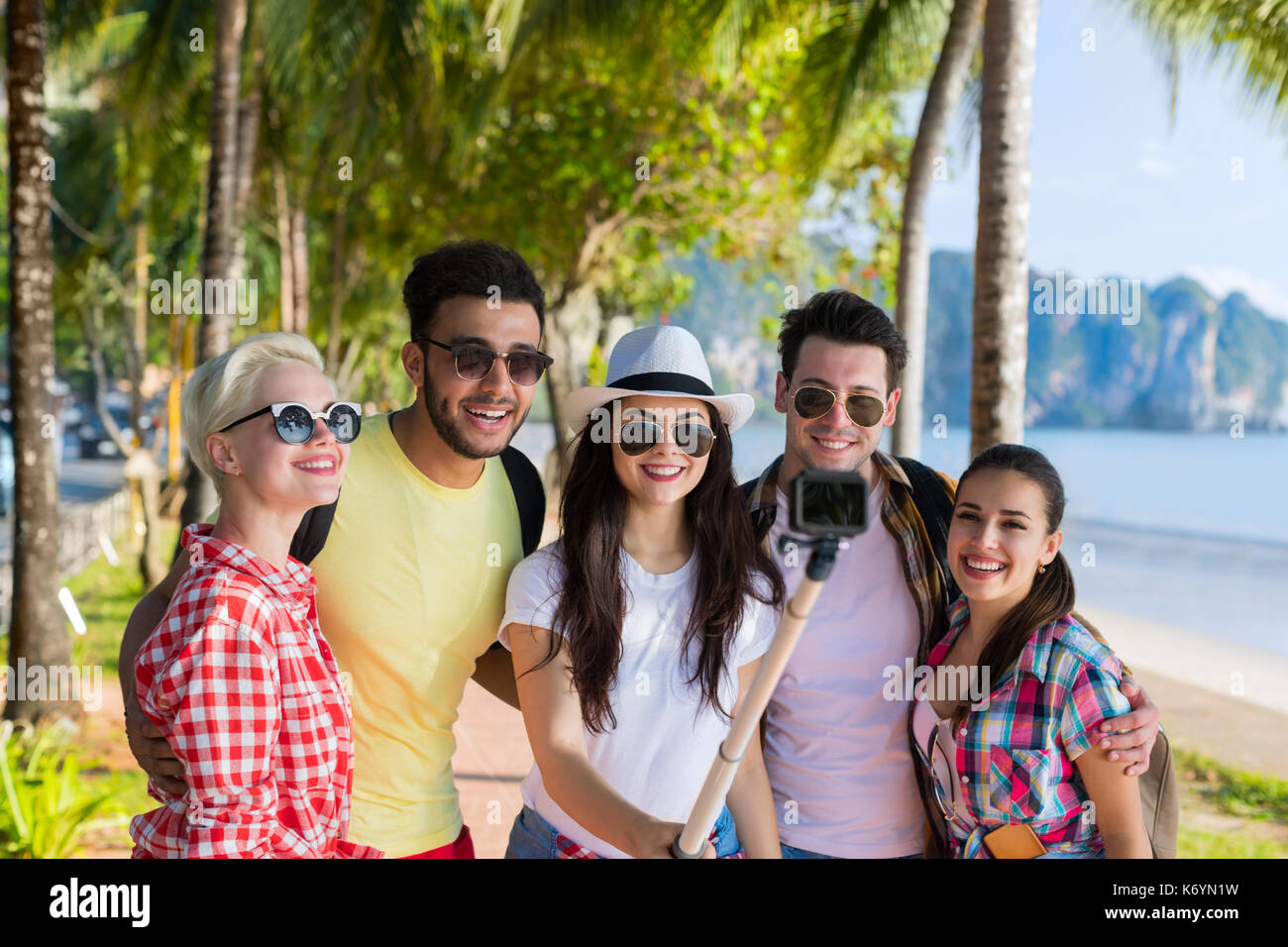 Selfie stick group beach hi-res stock photography and images - Alamy
