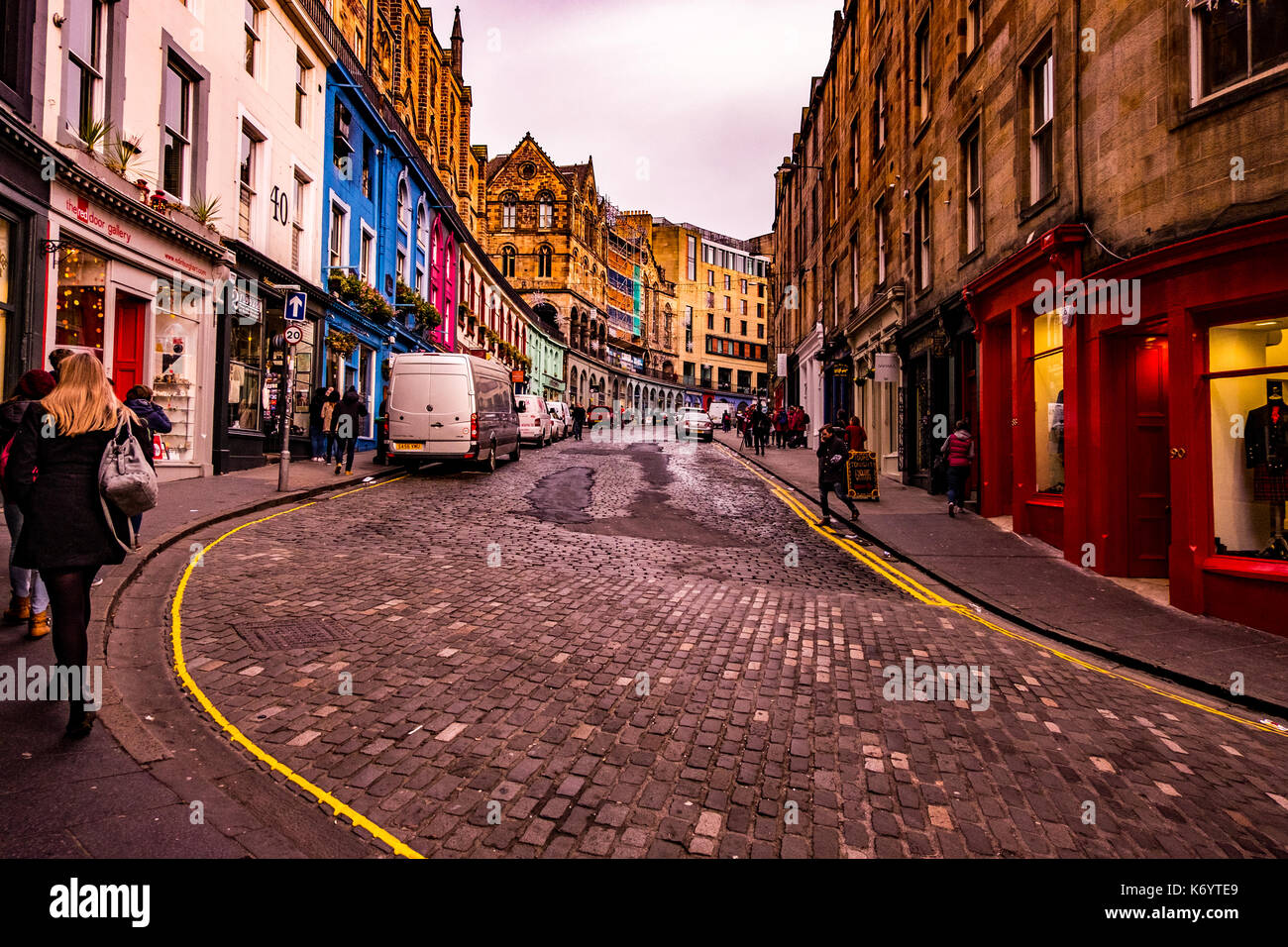 victoria street edinburgh Stock Photo - Alamy