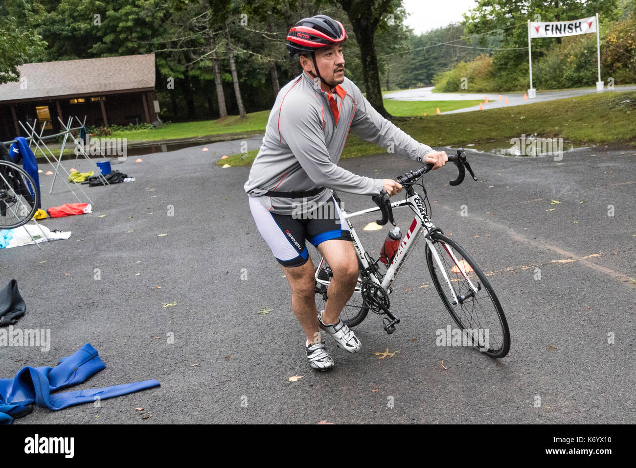 Transition swim to cycling for the HVTC Summer Tri-Series #4 Stock ...