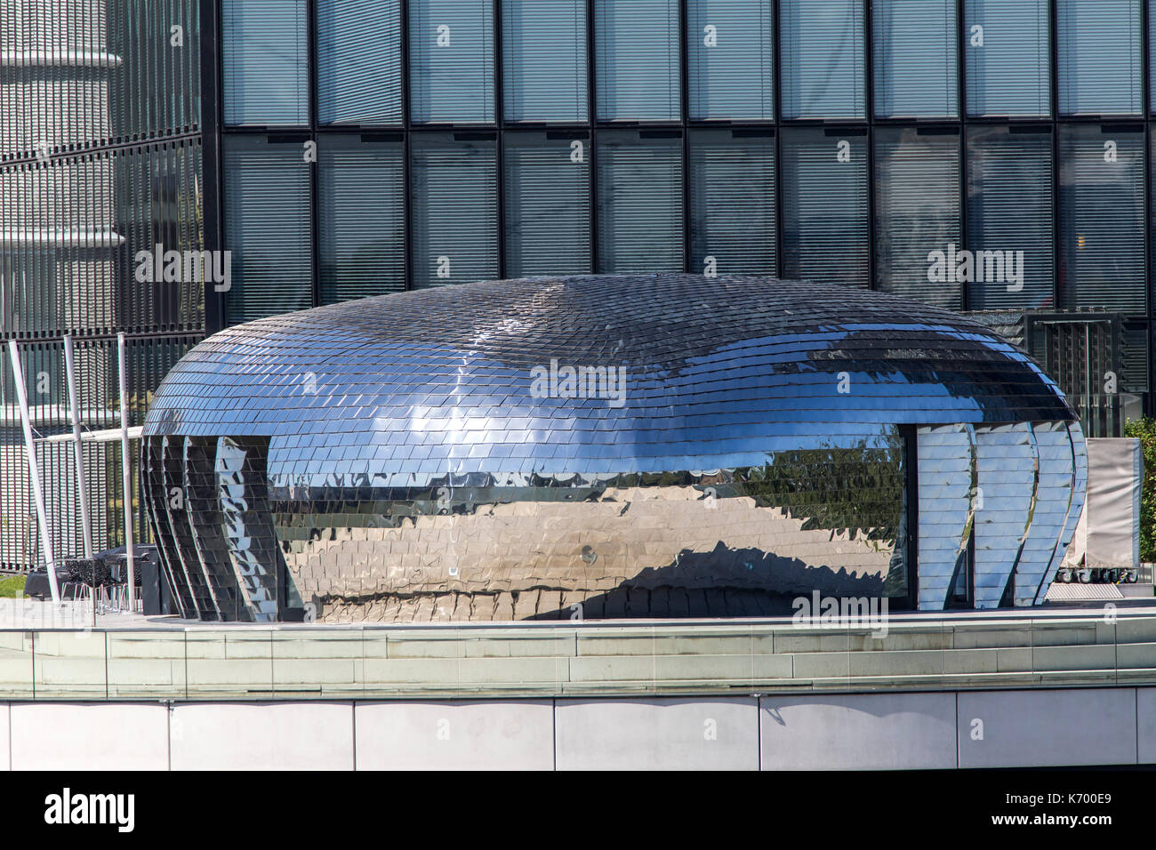 Hyatt Hotel, Pebble Bar, in the Media Harbor, Duesseldorf. Duesseldorf ...