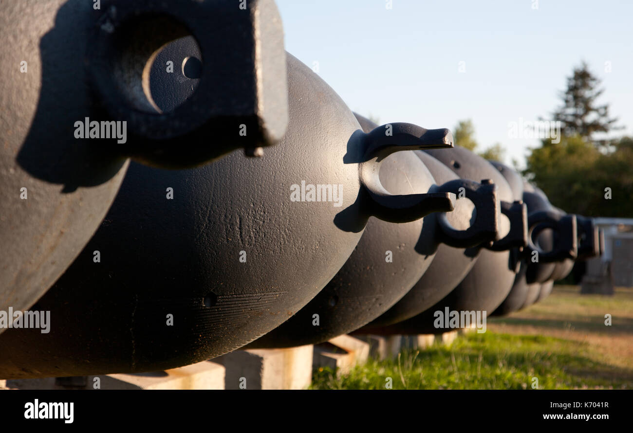 Rear view cannon hi-res stock photography and images - Alamy