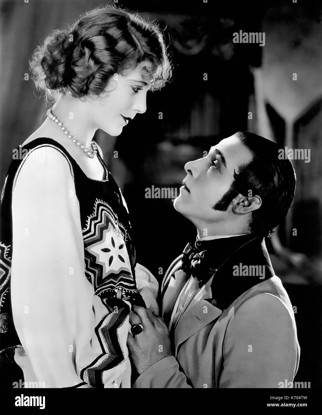 RUDOLPH VALENTINO (1895-1926) Italian-American film actor with Vilma ...