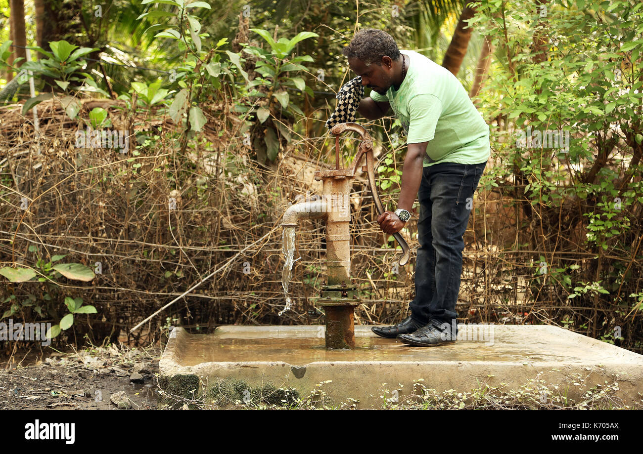 water splash on Man face Stock Photo - Alamy