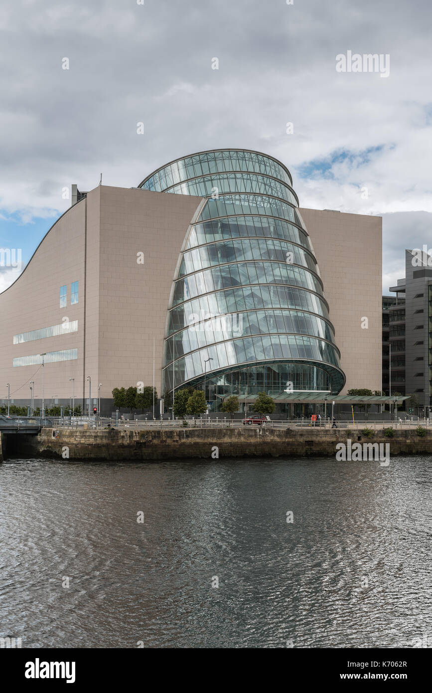 Quay barrel hi-res stock photography and images - Alamy