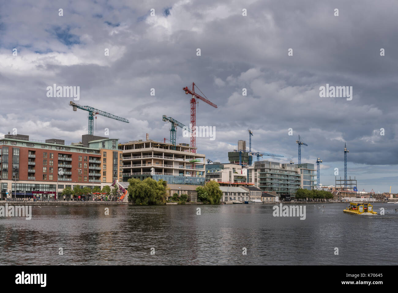 7 Hanover Quay High Resolution Stock Photography and Images - Alamy