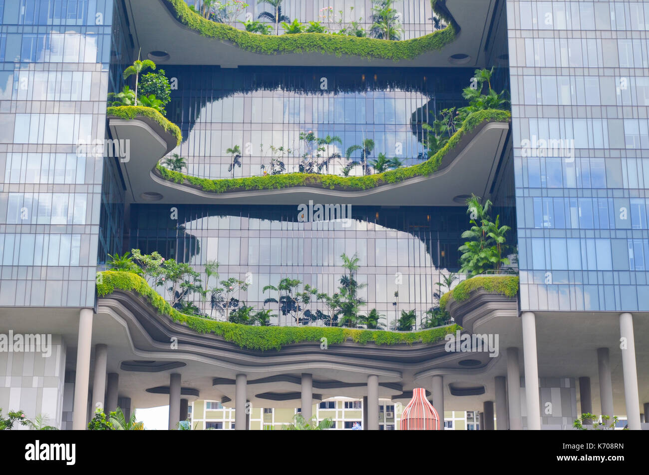 Modern architecture and vertical gardens of Singapore Stock Photo - Alamy