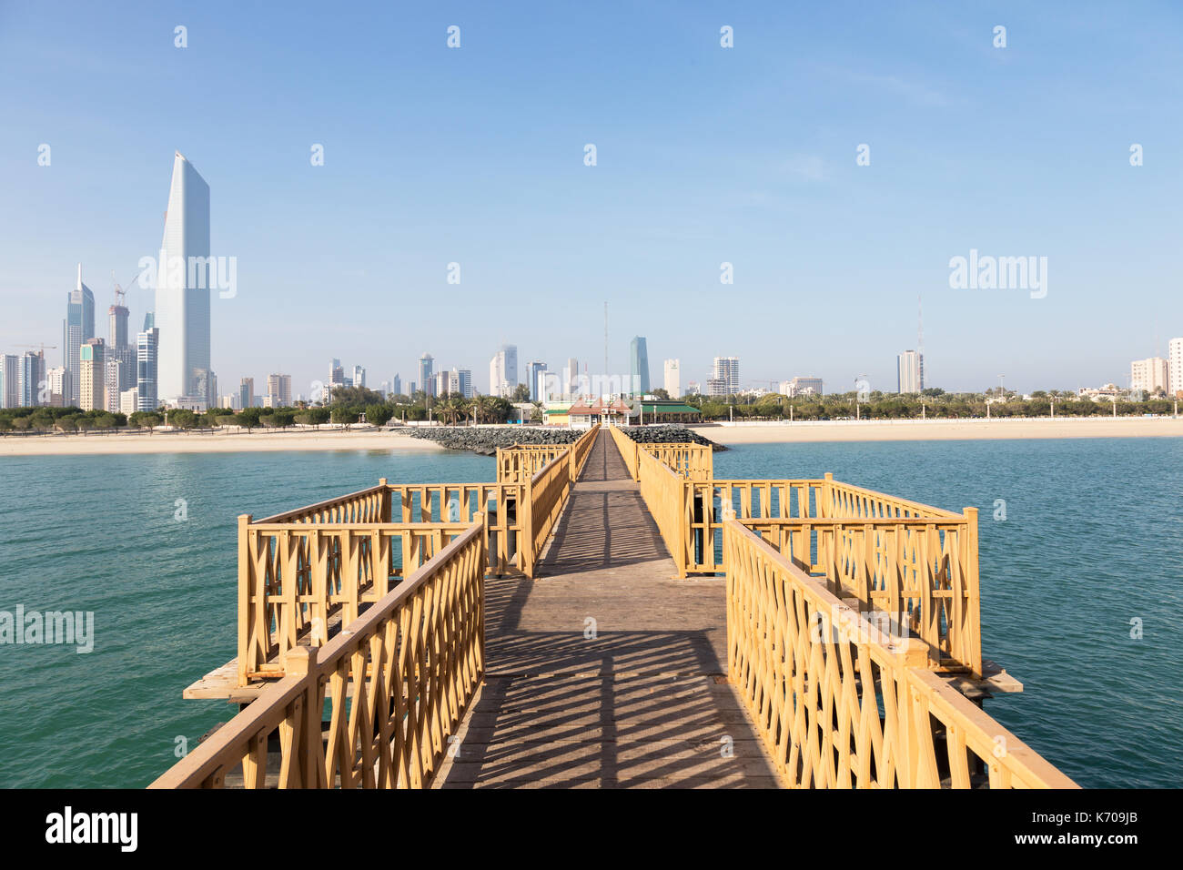 Kuwait city summer hi-res stock photography and images - Alamy