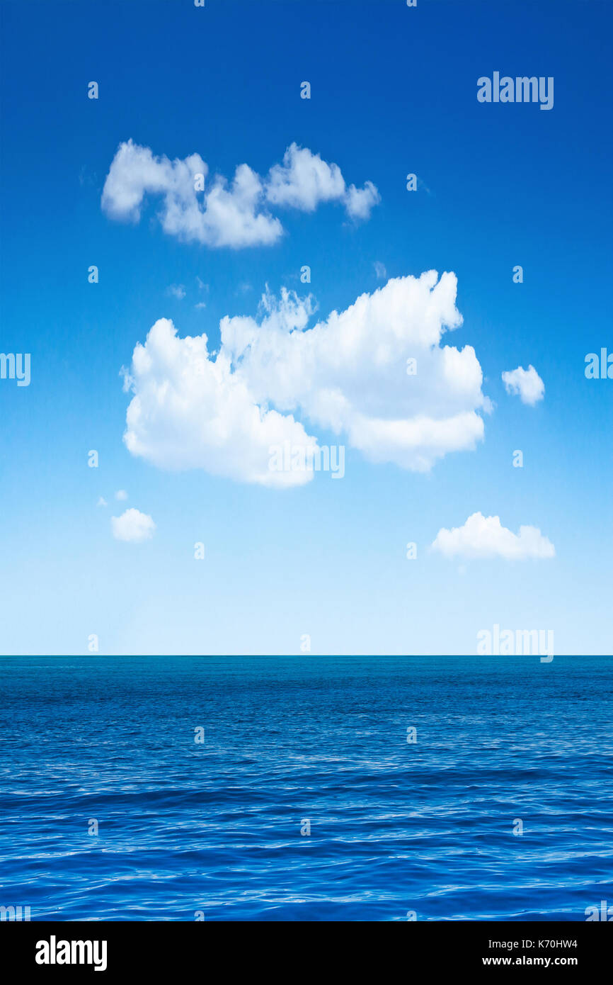 Sky sea vertical hi-res stock photography and images - Alamy