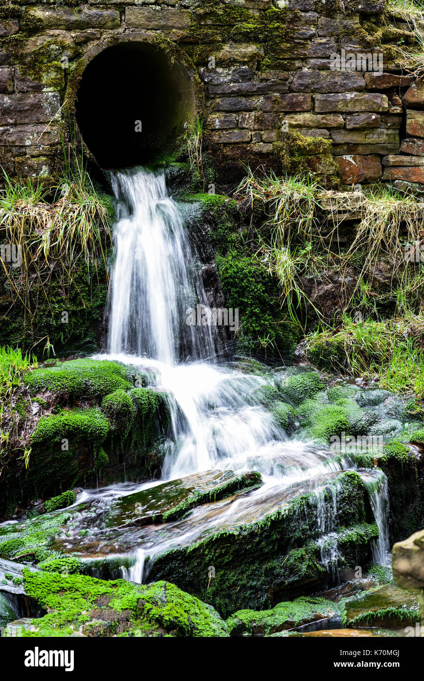 Water fall and running stream, The Peak District National Park, UK ...