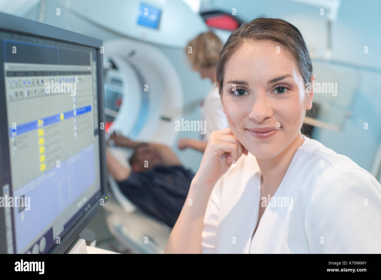 the MRI technologist Stock Photo - Alamy