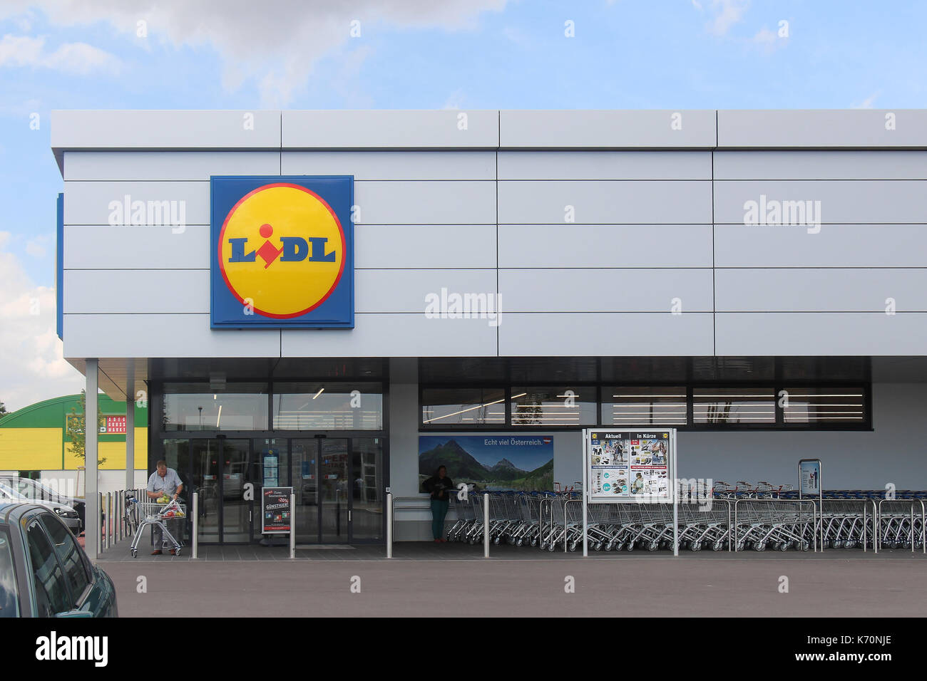 2015 exterior hi-res stock photography and images - Alamy