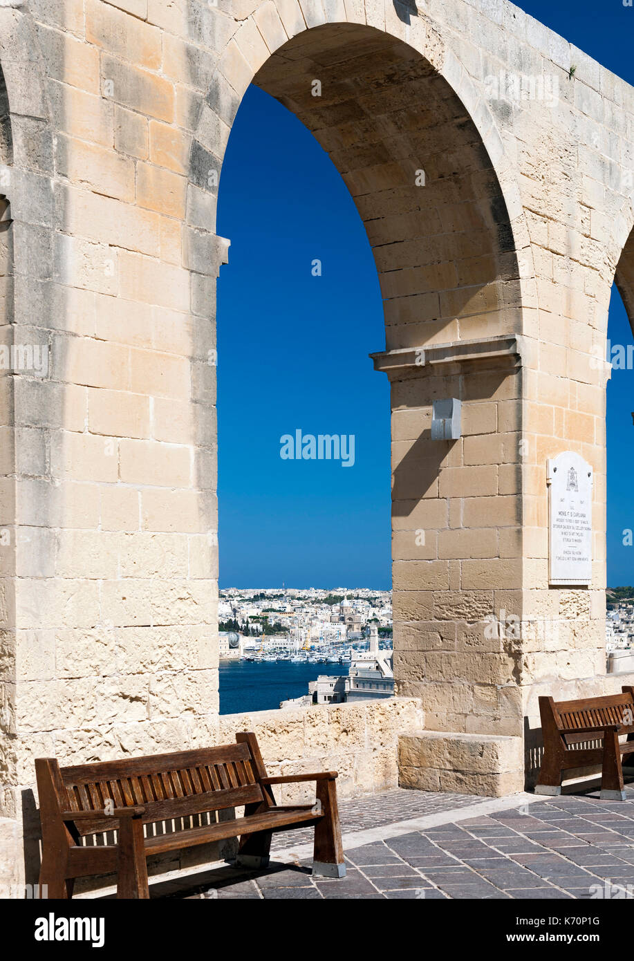 Valletta architecture malta hi-res stock photography and images - Alamy