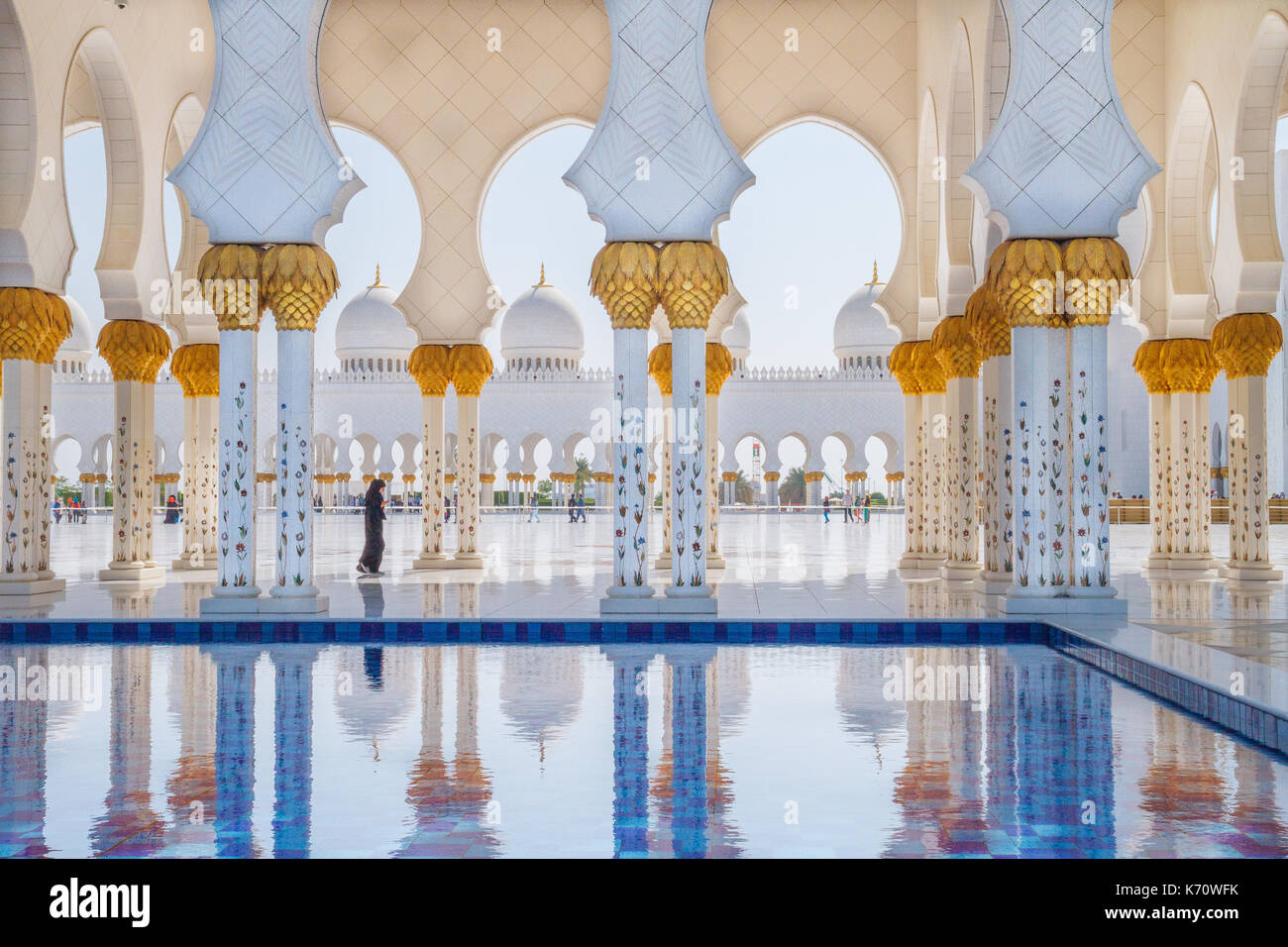 Sheikh Zayed Grand Mosque, Dubai, UAE, Women and swimming pool. 2015 ...