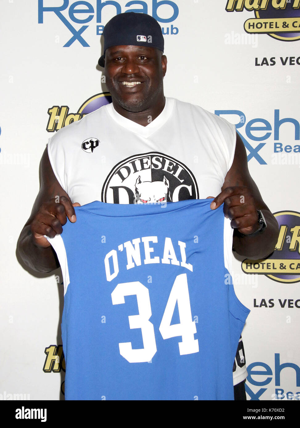 DJ Diesel, aka Shaquille O'Neal, DJs at Rehab Beach Club Las Vegas ...