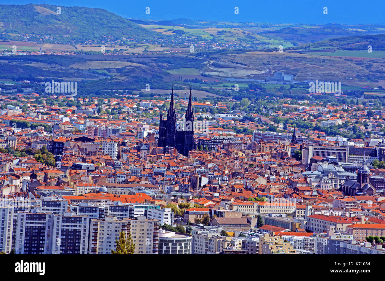 Cathedral clermont ferrand hi-res stock photography and images - Alamy