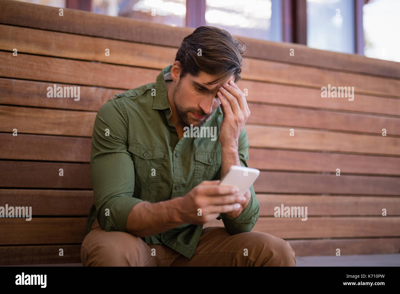 Tensed man hi-res stock photography and images - Alamy
