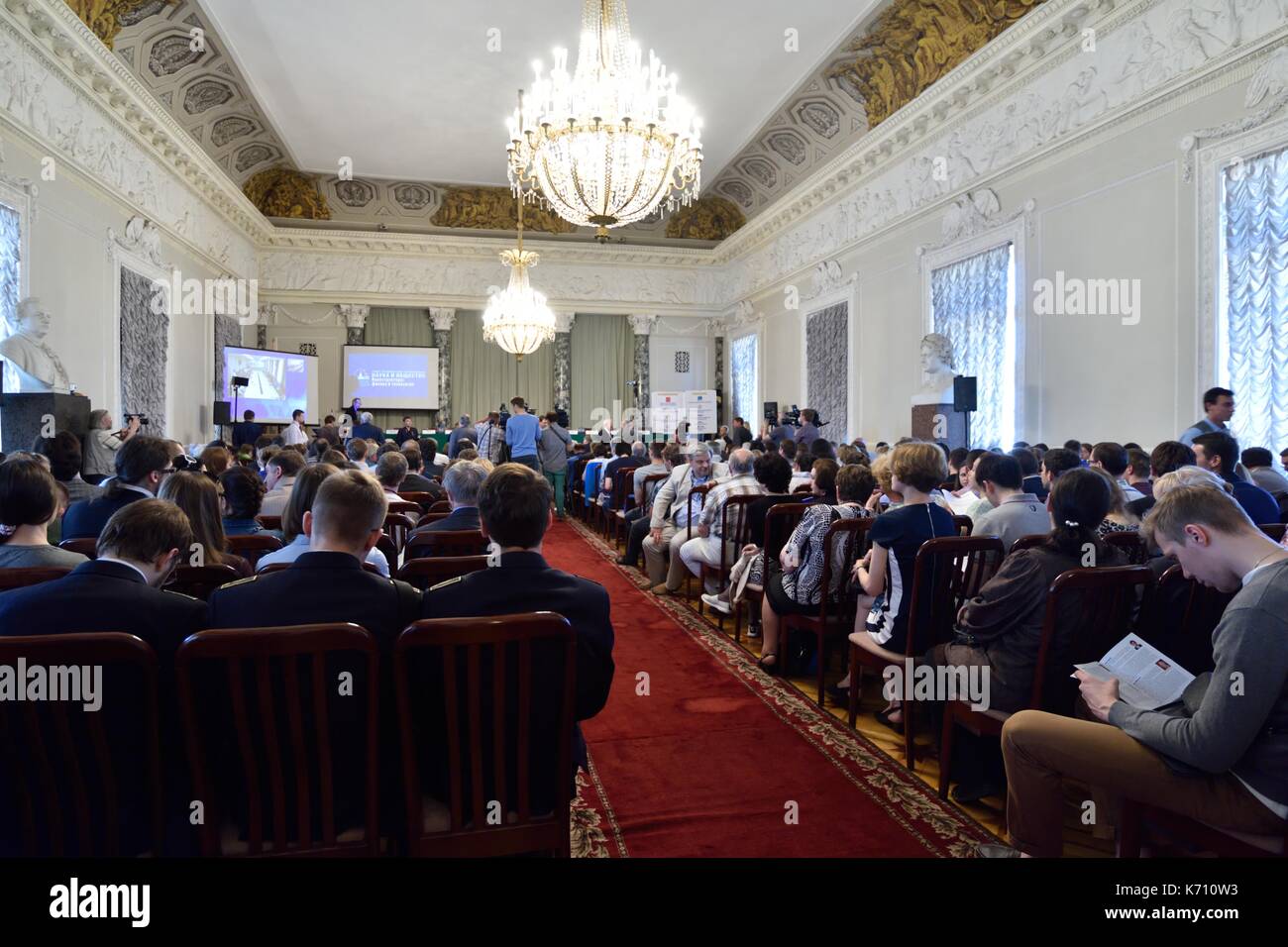 Meeting of nobel prize laureates hi-res stock photography and images ...