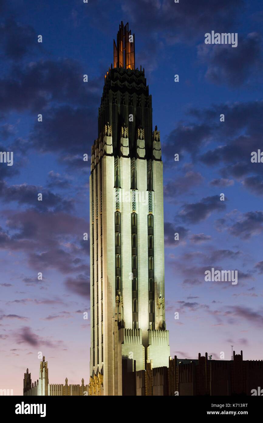 Tulsa art deco hi-res stock photography and images - Alamy