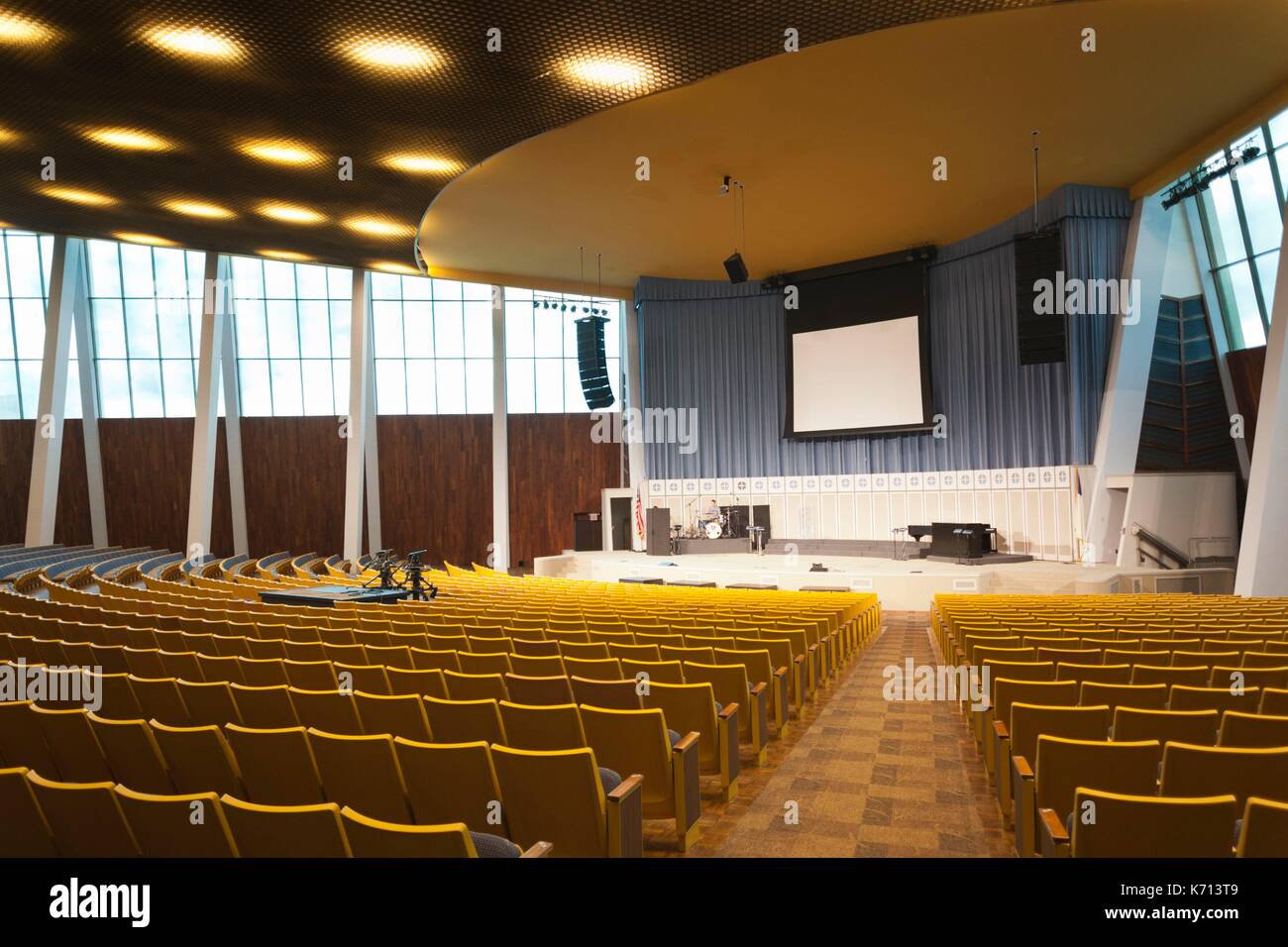 Oral roberts university hi-res stock photography and images - Alamy