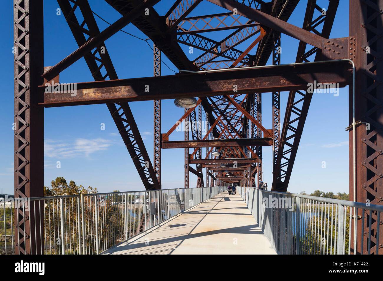William j. clinton presidential library hi-res stock photography and ...