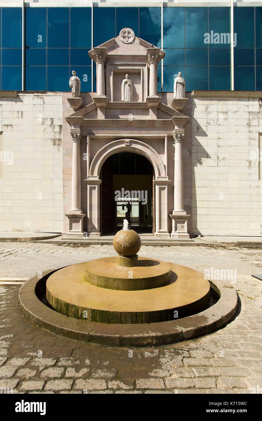 Geronimo statue hi-res stock photography and images - Alamy