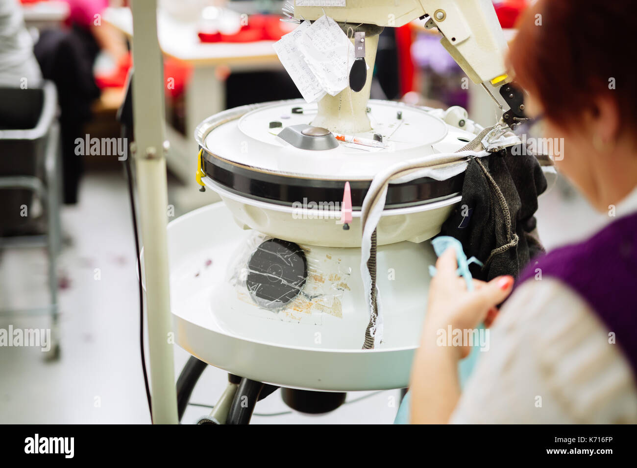 Woman weaving machine hi-res stock photography and images - Alamy