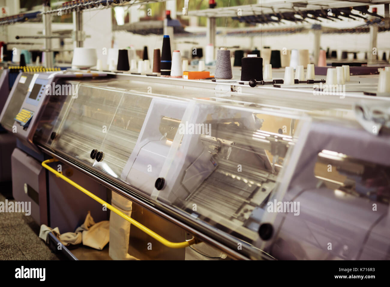 Knitting machines hi-res stock photography and images - Alamy
