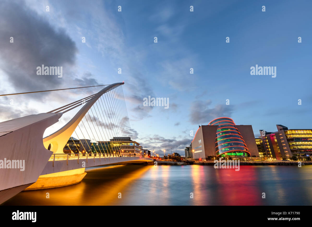 Barrel bridge hi-res stock photography and images - Alamy