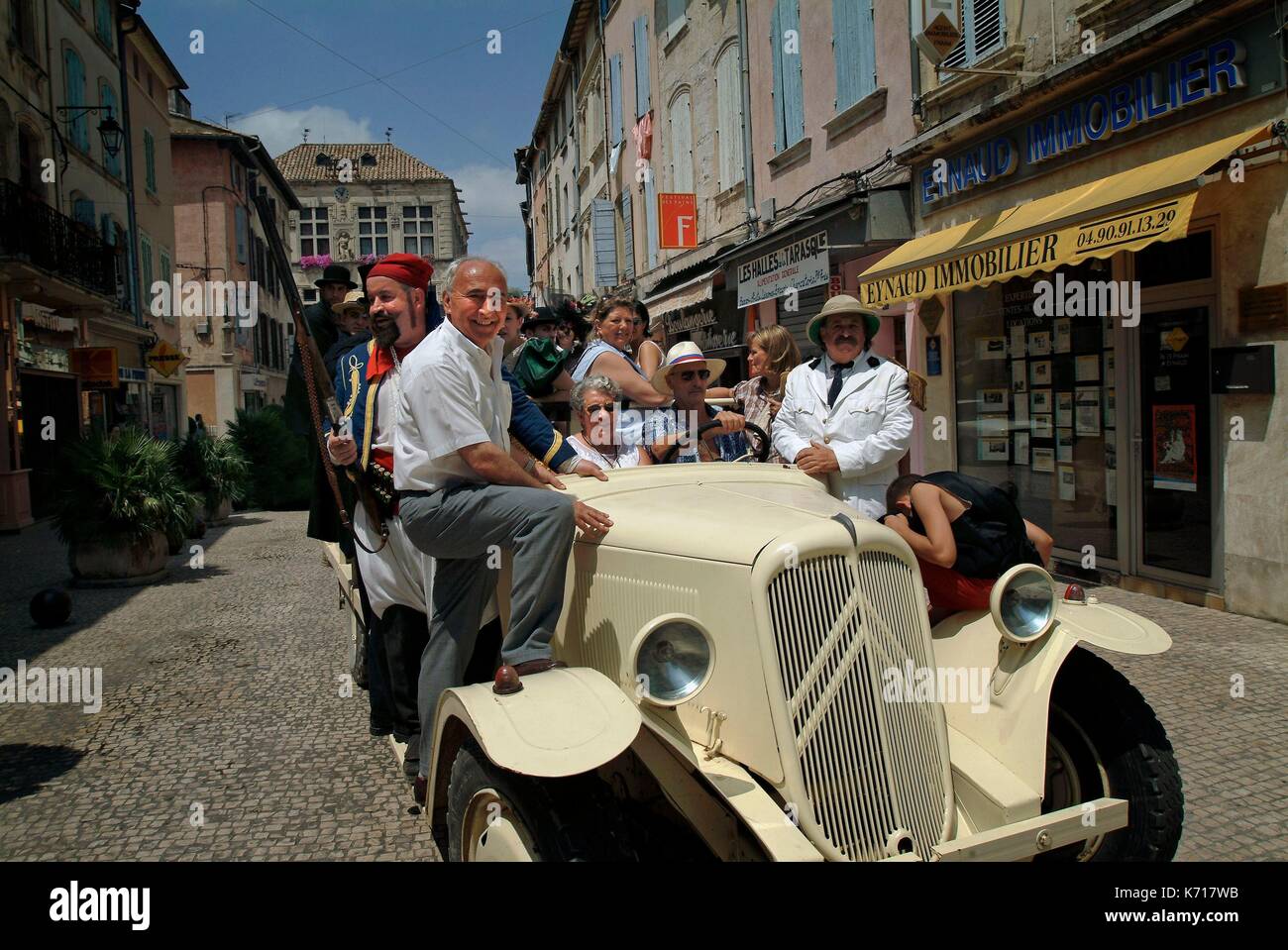 Tarasque festival hi-res stock photography and images - Alamy