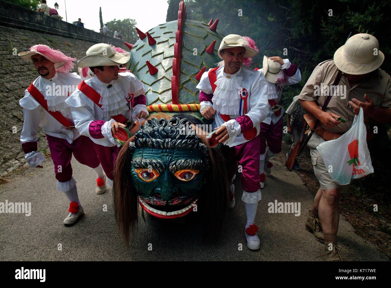 Tarasque festival hi-res stock photography and images - Alamy