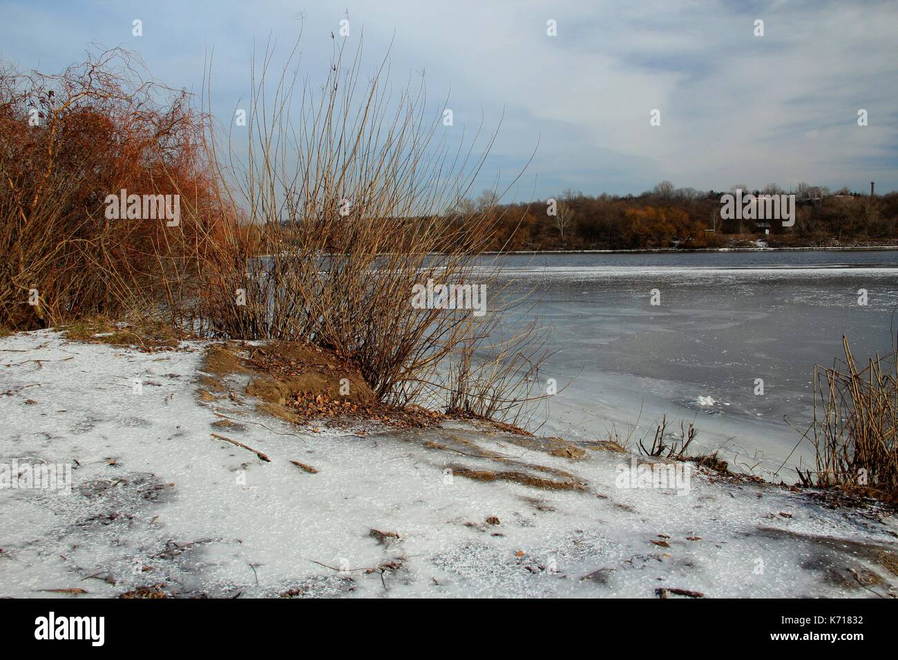 Winter frozen nature Stock Photo - Alamy