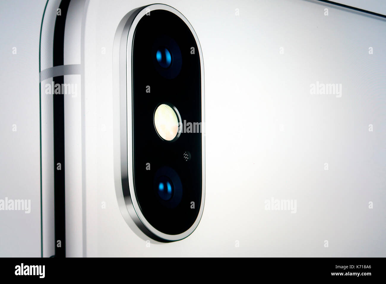 Apple iPhone X Stock Photo - Alamy