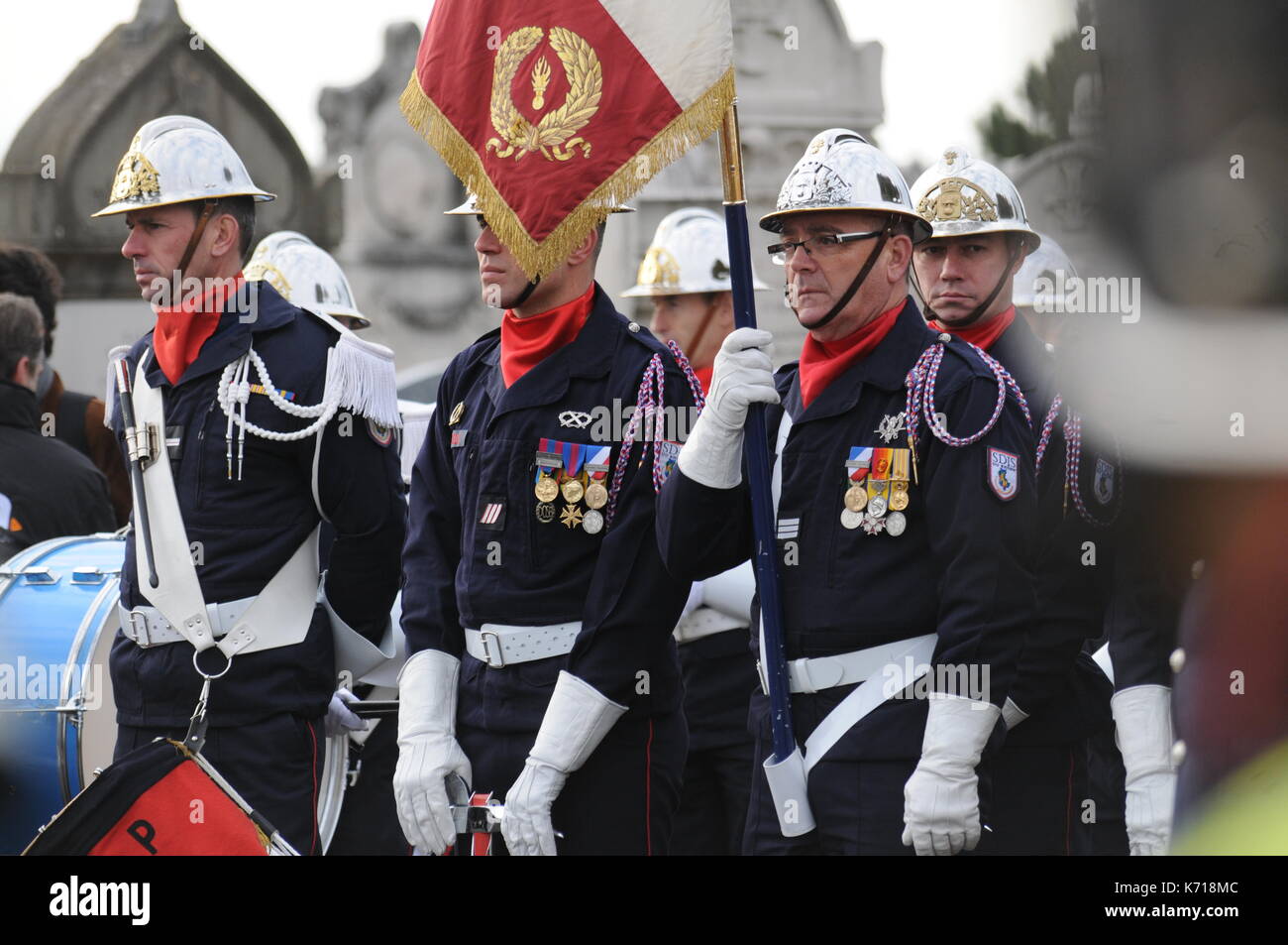 Firemen pay homage to the victims of Feyzin petrol refinery disaster ...
