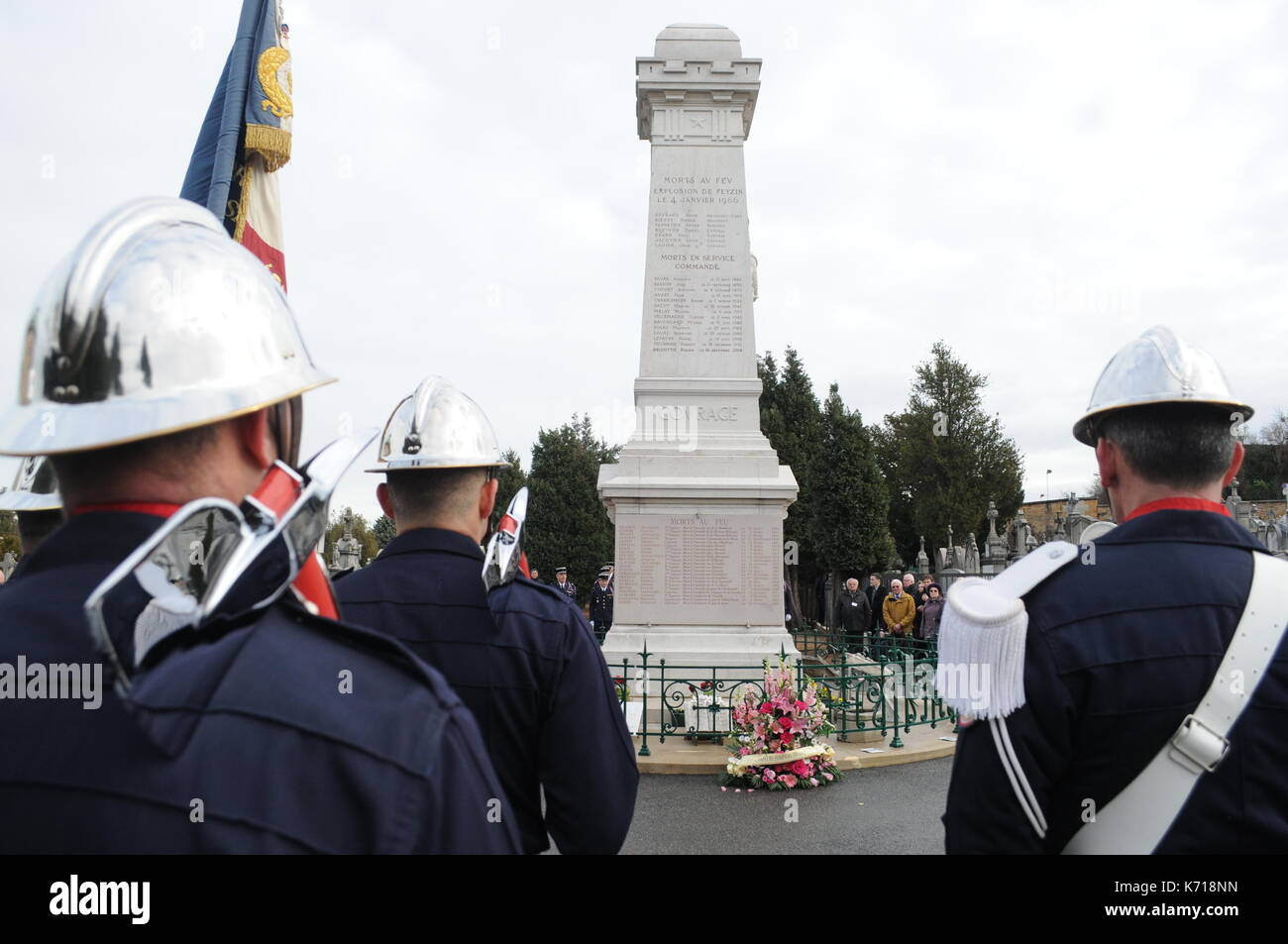 Firemen pay homage to the victims of Feyzin petrol refinery disaster ...
