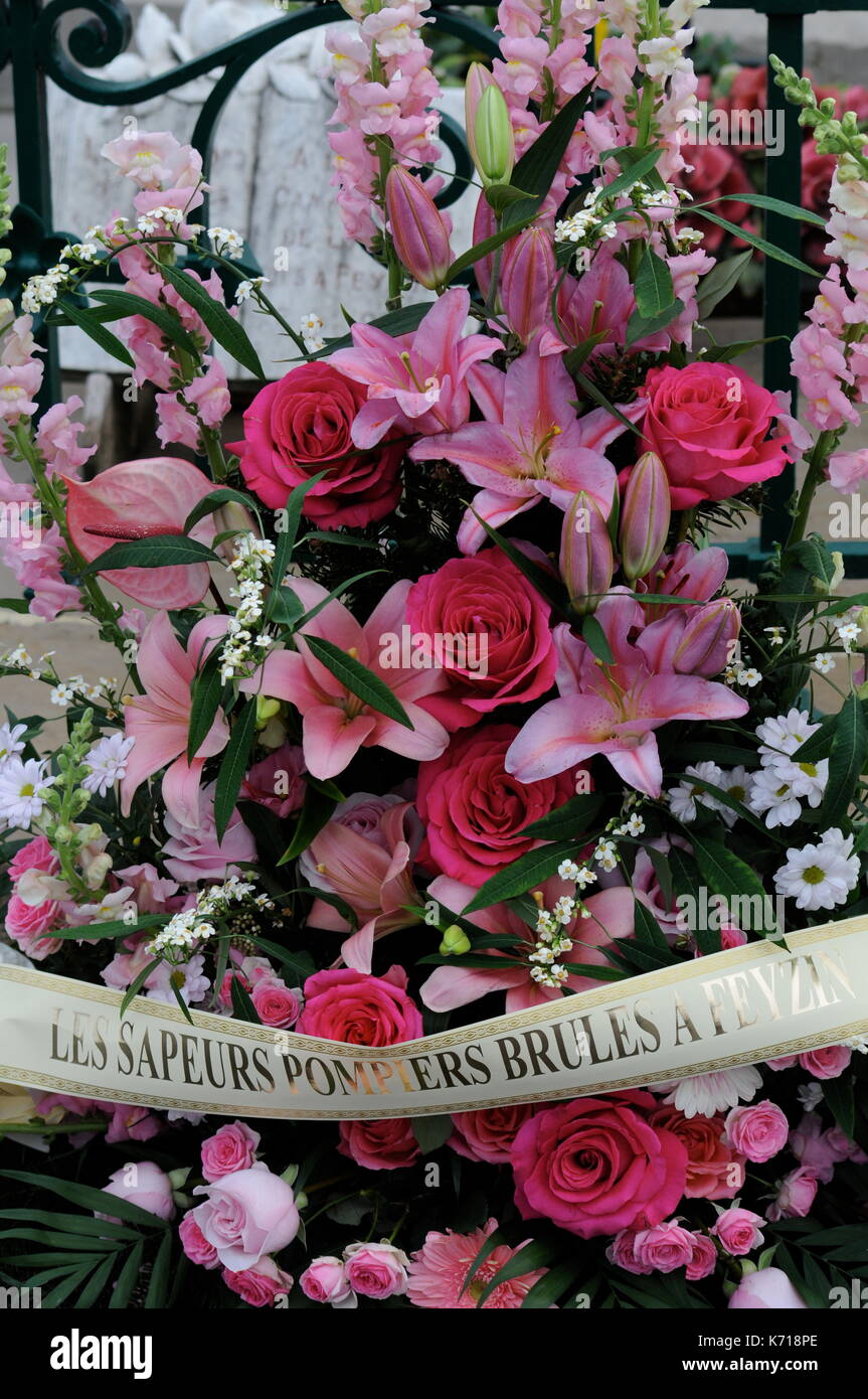 Firemen pay homage to the victims of Feyzin petrol refinery disaster ...